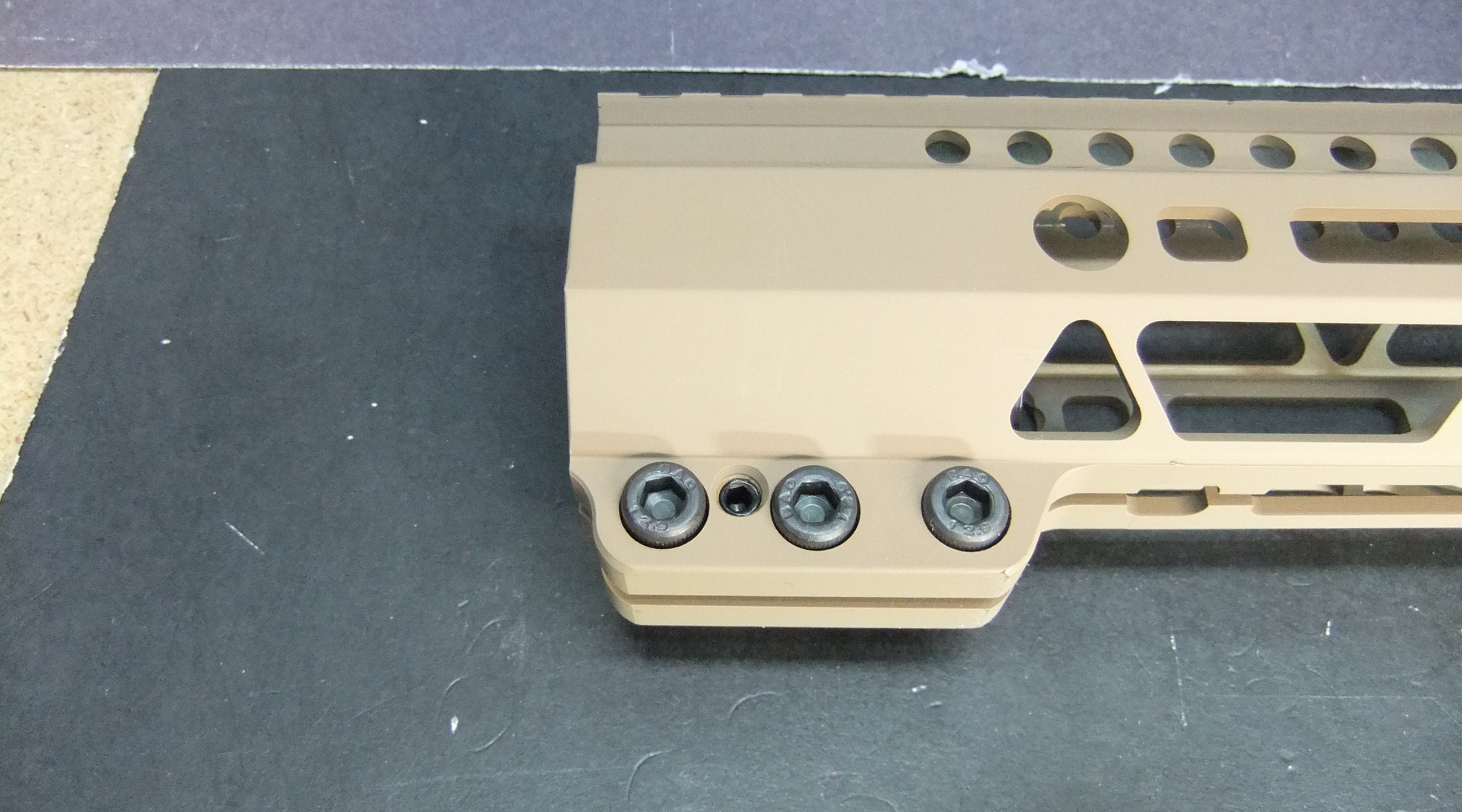 17″ Inch AR15 .223 5.56 556 Slim Clamp Style FDE Flat Dark Earth Desert ...