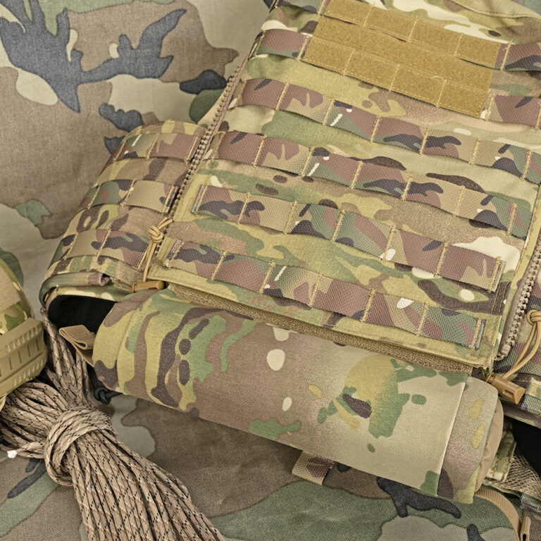 Ambidextrous First Aid Mini Medical Trauma Kit Velcro IFAK Roll Dangler ...